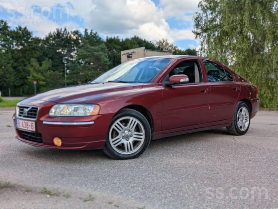 Sarkans Volvo S60 2008 Rīga, ar dzinēja tilpumu 2.40 L un nobraukumu 304 tūkst. km par 3199 €, foto 2 vietnē AUTOMOTO.COM.LV