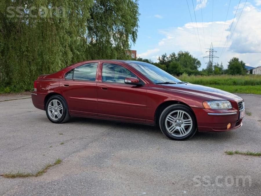 Sarkans Volvo S60 2008 Rīga, ar dzinēja tilpumu 2.40 L un nobraukumu 304 tūkst. km par 3199 €, foto 6 vietnē AUTOMOTO.COM.LV