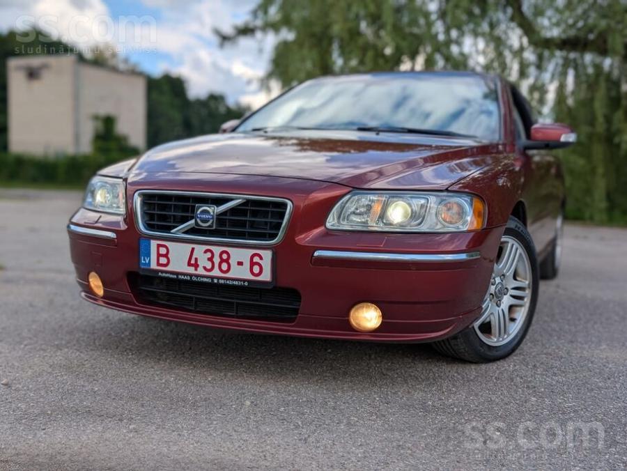 Sarkans Volvo S60 2008 Rīga, ar dzinēja tilpumu 2.40 L un nobraukumu 304 tūkst. km par 3199 €, foto 8 vietnē AUTOMOTO.COM.LV