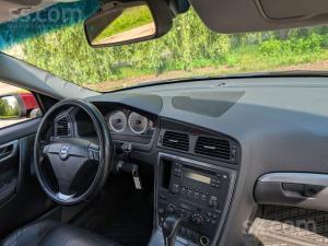 Sarkans Volvo S60 2008 Rīga, ar dzinēja tilpumu 2.40 L un nobraukumu 304 tūkst. km par 3199 €, foto 18 vietnē AUTOMOTO.COM.LV