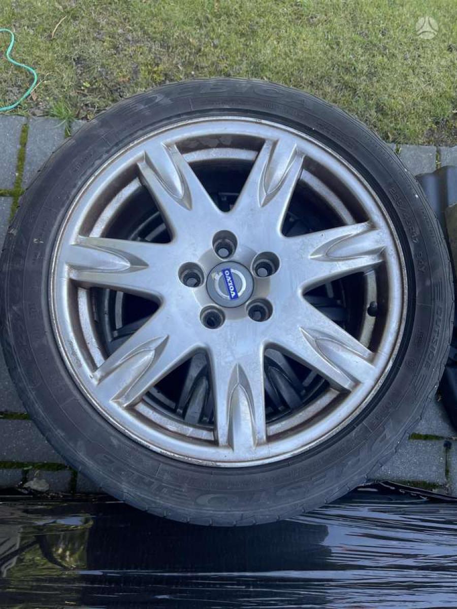 Sarkans Volvo S60 2008 Ukmergė, ar dzinēja tilpumu 2.40 L un nobraukumu 256 tūkst. km par 2800 €, foto 17 vietnē AUTOMOTO.COM.LV