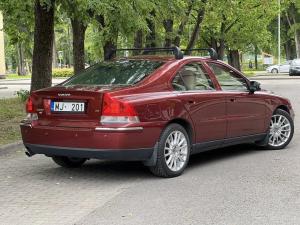 Sarkans Volvo S60 2009 Jēkabpils, ar dzinēja tilpumu 2.40 L un nobraukumu 392 tūkst. km par 2890 €, foto 3 vietnē AUTOMOTO.COM.LV