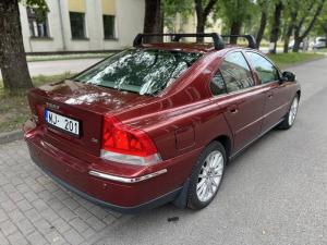 Sarkans Volvo S60 2009 Jēkabpils, ar dzinēja tilpumu 2.40 L un nobraukumu 392 tūkst. km par 2890 €, foto 7 vietnē AUTOMOTO.COM.LV