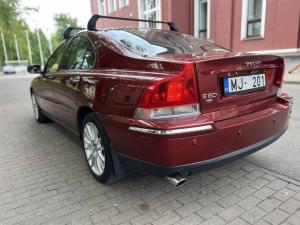 Sarkans Volvo S60 2009 Jēkabpils, ar dzinēja tilpumu 2.40 L un nobraukumu 392 tūkst. km par 2890 €, foto 8 vietnē AUTOMOTO.COM.LV