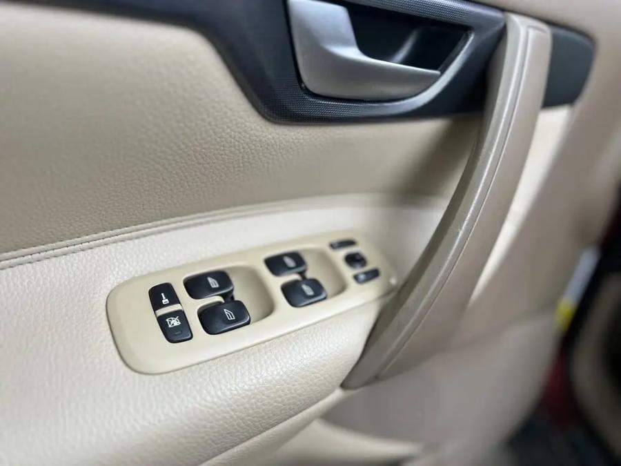 Sarkans Volvo S60 2009 Jēkabpils, ar dzinēja tilpumu 2.40 L un nobraukumu 392 tūkst. km par 2890 €, foto 13 vietnē AUTOMOTO.COM.LV
