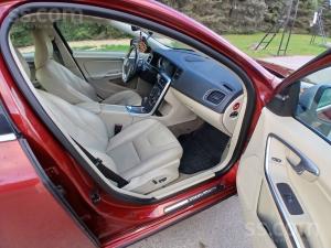 Red Volvo S60 2010 in Riga, with an engine capacity of 2.00 L and mileage of 244 thousand km for 4500 €, photo 8 on AUTOMOTO.COM.LV