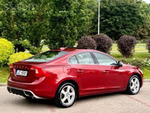 Red Volvo S60 2010 in Riga, with an engine capacity of 2.00 L and mileage of 244 thousand km for 4750 €, photo 12 on AUTOMOTO.COM.LV
