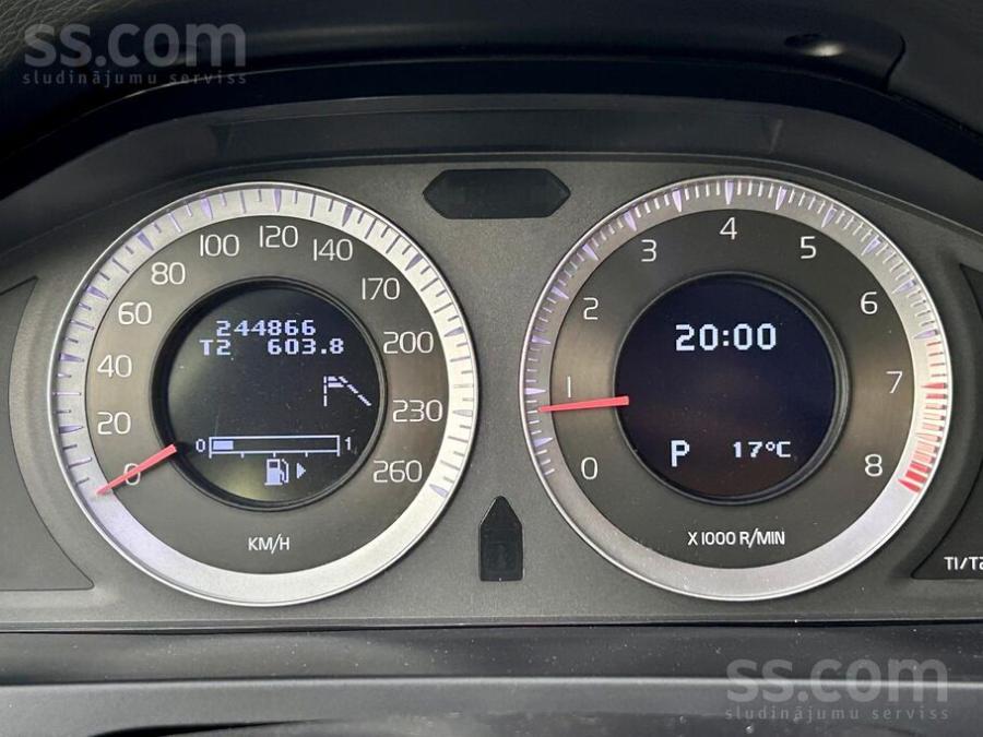 Red Volvo S60 2010 in Riga, with an engine capacity of 2.00 L and mileage of 244 thousand km for 4750 €, photo 26 on AUTOMOTO.COM.LV