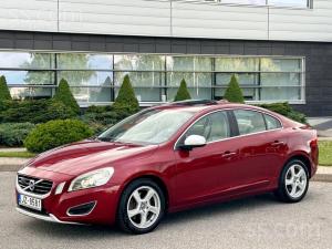 Red Volvo S60 2010 in Riga, with an engine capacity of 2.00 L and mileage of 244 thousand km for 4990 €, photo 3 on AUTOMOTO.COM.LV