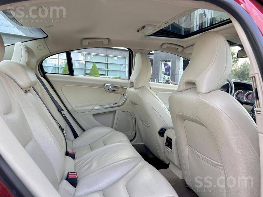 Red Volvo S60 2010 in Riga, with an engine capacity of 2.00 L and mileage of 244 thousand km for 4990 €, photo 20 on AUTOMOTO.COM.LV