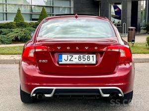 Red Volvo S60 2010 in Riga, with an engine capacity of 2.00 L and mileage of 244 thousand km for 4990 €, photo 30 on AUTOMOTO.COM.LV