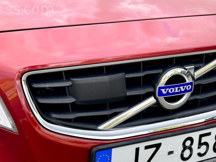Red Volvo S60 2010 in Riga, with an engine capacity of 2.00 L and mileage of 244 thousand km for 4990 €, photo 32 on AUTOMOTO.COM.LV