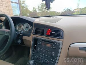 Красный Вольво С60 2010 в Рига, объемом двигателя 2.40 л и пробегом 79 тыс. км за 5400 €, фото 10 на AUTOMOTO.COM.LV