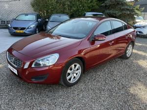 Красный Вольво С60 2011 в Каунас, объемом двигателя 1.56 л и пробегом 278 тыс. км за 4750 €, фото 8 на AUTOMOTO.COM.LV