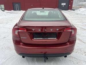 Red Volvo S60 2012 in Kaunas, with an engine capacity of 2.40 L and mileage of 265 thousand km for 6950 €, photo 10 on AUTOMOTO.COM.LV