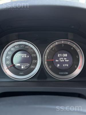 Red Volvo S60 2012 in Riga, with an engine capacity of 2.00 L and mileage of 260 thousand km for 4300 €, photo 10 on AUTOMOTO.COM.LV