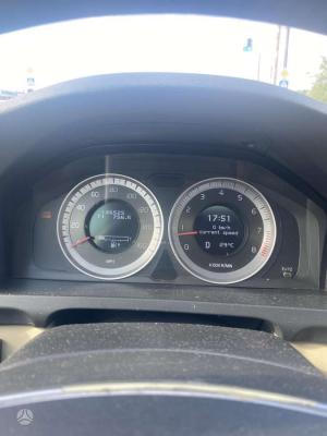 Sarkans Volvo S60 2012 Viļņa, ar dzinēja tilpumu 2.52 L un nobraukumu 298 tūkst. km par 5950 €, foto 7 vietnē AUTOMOTO.COM.LV