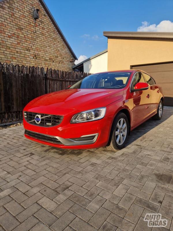Red Volvo S60 2014 in Joniskis, with an engine capacity of 2.00 L and mileage of 276 thousand km for 7000 €, photo 1 on AUTOMOTO.COM.LV