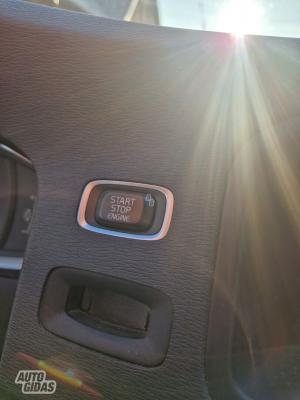 Sarkans Volvo S60 2014 Joniškis, ar dzinēja tilpumu 2.00 L un nobraukumu 276 tūkst. km par 7000 €, foto 9 vietnē AUTOMOTO.COM.LV