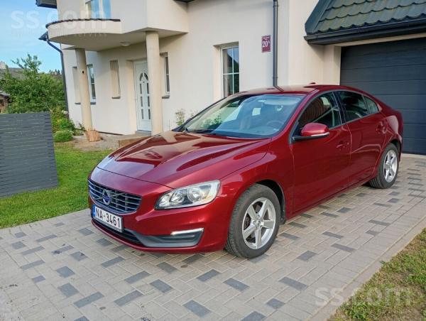 Sarkans Volvo S60 2014 Talsi, ar dzinēja tilpumu 2.00 L un nobraukumu 212 tūkst. km par 6300 €, foto 3 vietnē AUTOMOTO.COM.LV