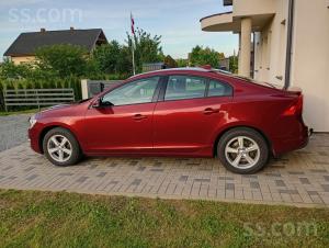 Sarkans Volvo S60 2014 Talsi, ar dzinēja tilpumu 2.00 L un nobraukumu 212 tūkst. km par 6300 €, foto 6 vietnē AUTOMOTO.COM.LV