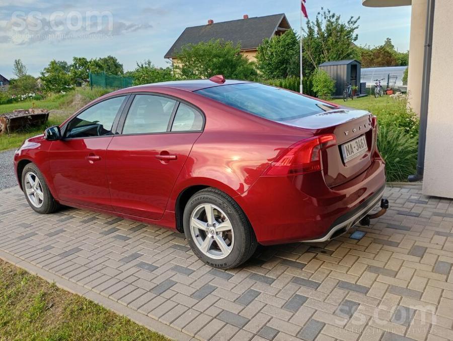 Sarkans Volvo S60 2014 Talsi, ar dzinēja tilpumu 2.00 L un nobraukumu 212 tūkst. km par 6300 €, foto 7 vietnē AUTOMOTO.COM.LV