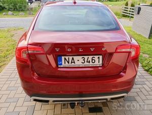 Sarkans Volvo S60 2014 Talsi, ar dzinēja tilpumu 2.00 L un nobraukumu 212 tūkst. km par 6300 €, foto 8 vietnē AUTOMOTO.COM.LV