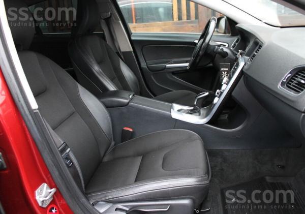 Red Volvo S60 2015 in Riga, with an engine capacity of 2.00 L and mileage of 0 thousand km for 9590 €, photo 9 on AUTOMOTO.COM.LV