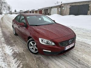 Sarkans Volvo S60 2015 Utena, ar dzinēja tilpumu 1.98 L un nobraukumu 282 tūkst. km par 6250 €, foto  vietnē AUTOMOTO.COM.LV