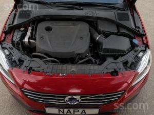 Red Volvo S60 2015 in Riga, with an engine capacity of 2.00 L and mileage of 275 thousand km for 7790 €, photo 23 on AUTOMOTO.COM.LV