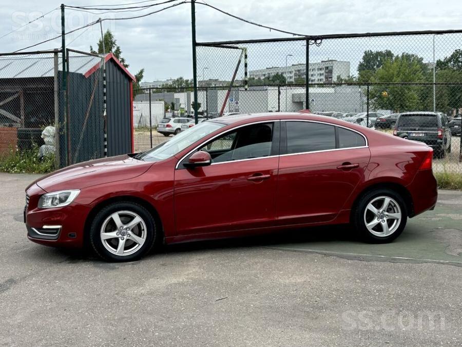Sarkans Volvo S60 2015 Rīga, ar dzinēja tilpumu 2.00 L un nobraukumu 275 tūkst. km par 7790 €, foto 6 vietnē AUTOMOTO.COM.LV