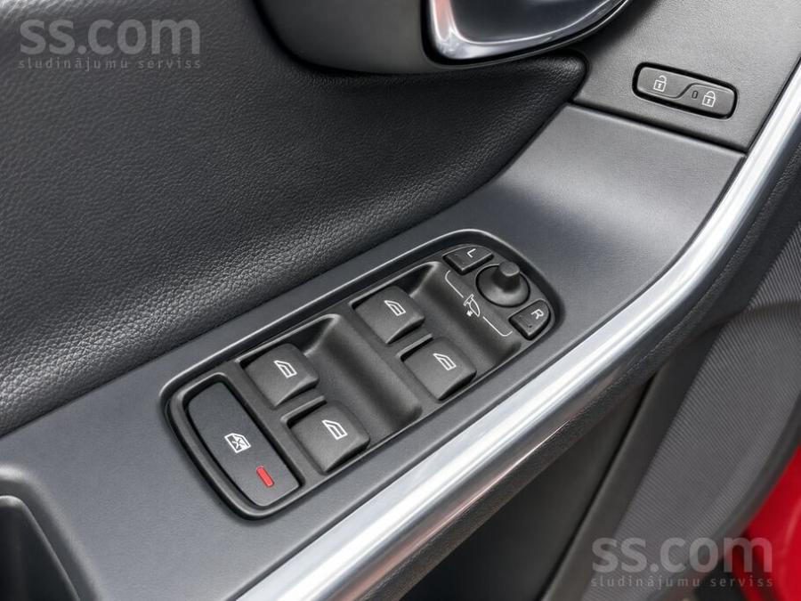 Sarkans Volvo S60 2015 Rīga, ar dzinēja tilpumu 2.00 L un nobraukumu 275 tūkst. km par 7790 €, foto 13 vietnē AUTOMOTO.COM.LV