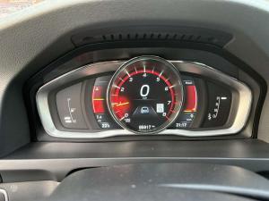 Red Volvo S60 2016 in Klaipeda, with an engine capacity of 1.97 L and mileage of 85 thousand km for 11900 €, photo 6 on AUTOMOTO.COM.LV