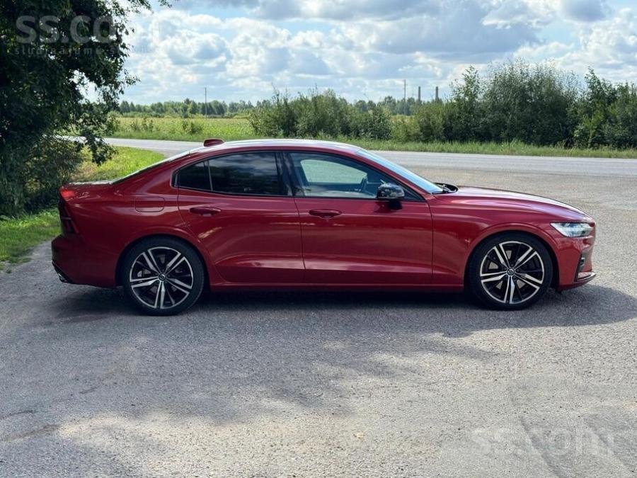 Red Volvo S60 2020 in Jelgava, with an engine capacity of 2.00 L and mileage of 83 thousand km for 23500 €, photo 1 on AUTOMOTO.COM.LV