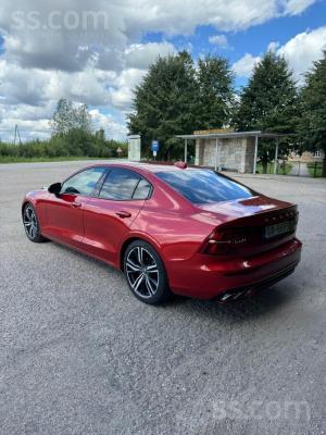Red Volvo S60 2020 in Jelgava, with an engine capacity of 2.00 L and mileage of 83 thousand km for 23500 €, photo 8 on AUTOMOTO.COM.LV