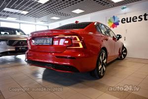Red Volvo S60 2024 in Tallinn, with an engine capacity of 2.00 L and mileage of 27 thousand km for 44950 €, photo 4 on AUTOMOTO.COM.LV