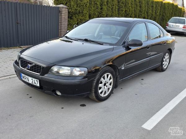 Volvo S60 2000 in Radviliskis, with an engine capacity of 2.40 L and mileage of 2 thousand km for 630 €, photo 3 on AUTOMOTO.COM.LV