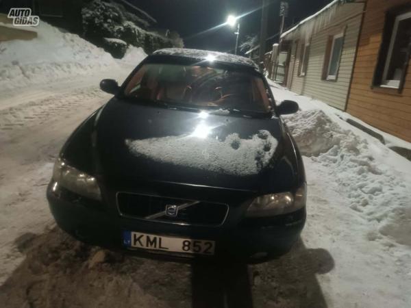 Volvo S60 2001 Alīta, ar dzinēja tilpumu 2.40 L un nobraukumu 319 tūkst. km par 550 €, foto 5 vietnē AUTOMOTO.COM.LV