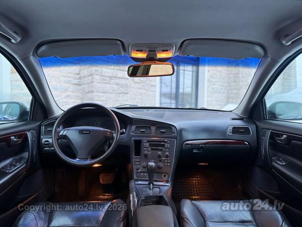 Volvo S60 2001 Tallina, ar dzinēja tilpumu 2.40 L un nobraukumu 300 tūkst. km par 1699 €, foto 11 vietnē AUTOMOTO.COM.LV