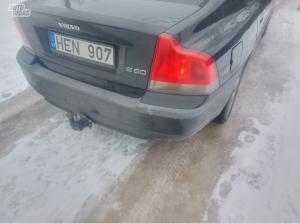 Volvo S60 2001 Viļņa, ar dzinēja tilpumu 2.40 L un nobraukumu 300 tūkst. km par 800 €, foto 3 vietnē AUTOMOTO.COM.LV