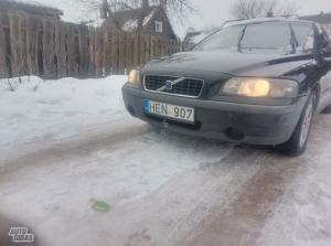 Volvo S60 2001 Viļņa, ar dzinēja tilpumu 2.40 L un nobraukumu 300 tūkst. km par 800 €, foto 11 vietnē AUTOMOTO.COM.LV