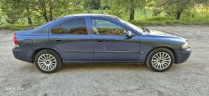 Volvo S60 2001 Viļņa, ar dzinēja tilpumu 2.40 L un nobraukumu 244 tūkst. km par 1650 €, foto 8 vietnē AUTOMOTO.COM.LV