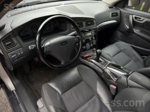 Volvo S60 2001 in Jelgava, with an engine capacity of 2.40 L and mileage of 330 thousand km for 1850 €, photo 11 on AUTOMOTO.COM.LV