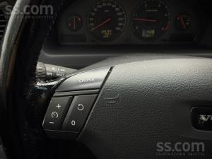 Volvo S60 2001 in Jelgava, with an engine capacity of 2.40 L and mileage of 330 thousand km for 1850 €, photo 15 on AUTOMOTO.COM.LV