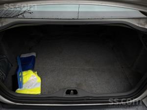 Volvo S60 2001 in Jelgava, with an engine capacity of 2.40 L and mileage of 330 thousand km for 1850 €, photo 18 on AUTOMOTO.COM.LV