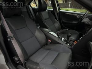 Volvo S60 2001 in Jelgava, with an engine capacity of 2.40 L and mileage of 330 thousand km for 1850 €, photo 21 on AUTOMOTO.COM.LV