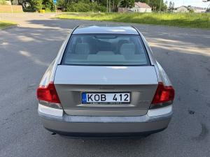 Volvo S60 2001 Utena, ar dzinēja tilpumu 2.40 L un nobraukumu 208 tūkst. km par 1350 €, foto 7 vietnē AUTOMOTO.COM.LV