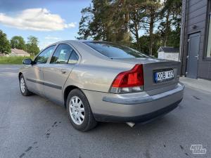 Volvo S60 2001 Utena, ar dzinēja tilpumu 2.40 L un nobraukumu 208 tūkst. km par 1350 €, foto 8 vietnē AUTOMOTO.COM.LV