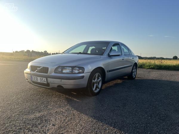Volvo S60 2001 Kretinga, ar dzinēja tilpumu 2.40 L un nobraukumu 373 tūkst. km par 1550 €, foto 2 vietnē AUTOMOTO.COM.LV