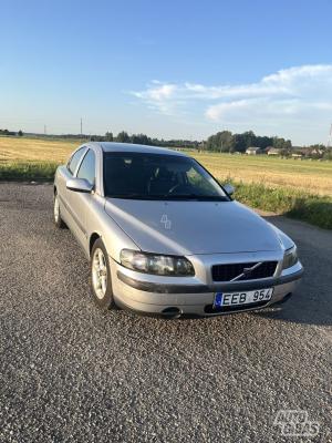 Volvo S60 2001 in Kretinga, with an engine capacity of 2.40 L and mileage of 373 thousand km for 1550 €, photo 4 on AUTOMOTO.COM.LV